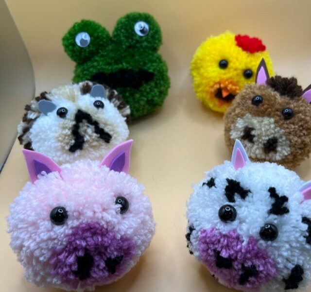 Farm Animal Pom Poms. Horse, Chick, Pig, Bunny, Cow, Frog, and Hedgehog ...