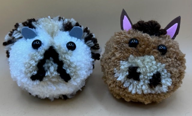 Farm Animal Pom Poms. Horse, Chick, Pig, Bunny, Cow, Frog, and Hedgehog ...