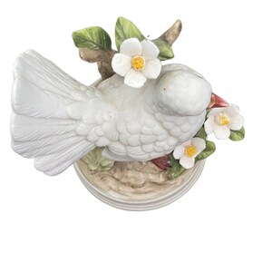 Vintage Dove Music Box - Etsy