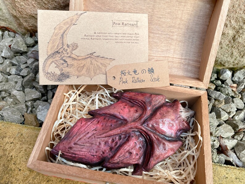 MONSTER HUNTER Pink Rathian Inspired Scale Replica With Wooden Box | MH ...