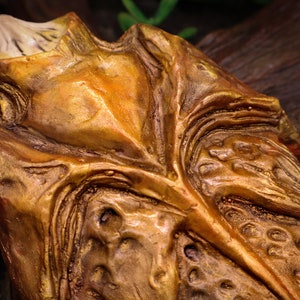 MONSTER HUNTER Gold Rathian Inspired Scale Replica With Wooden Box | MH ...