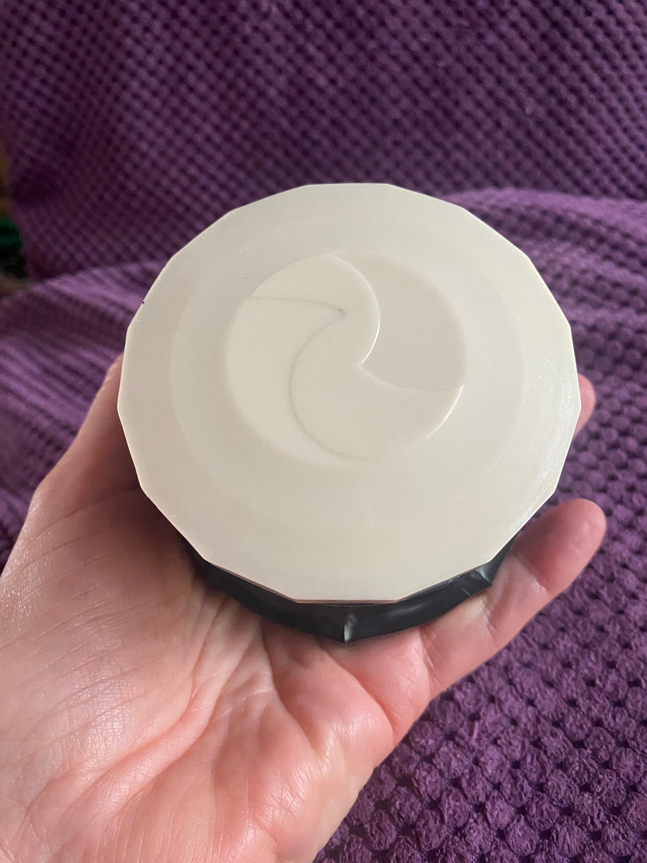 Vintage Art Deco Bakelite Powder Puff Jar Made by Chic-pak - Etsy