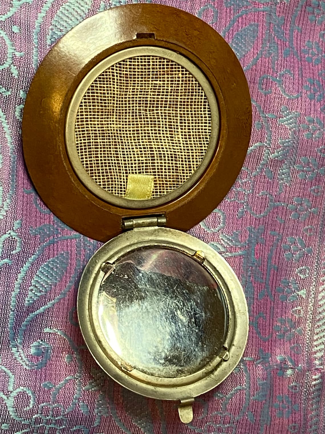 Very Rare 1930s Brown Bakelite Powder Contact With Original Powder ...