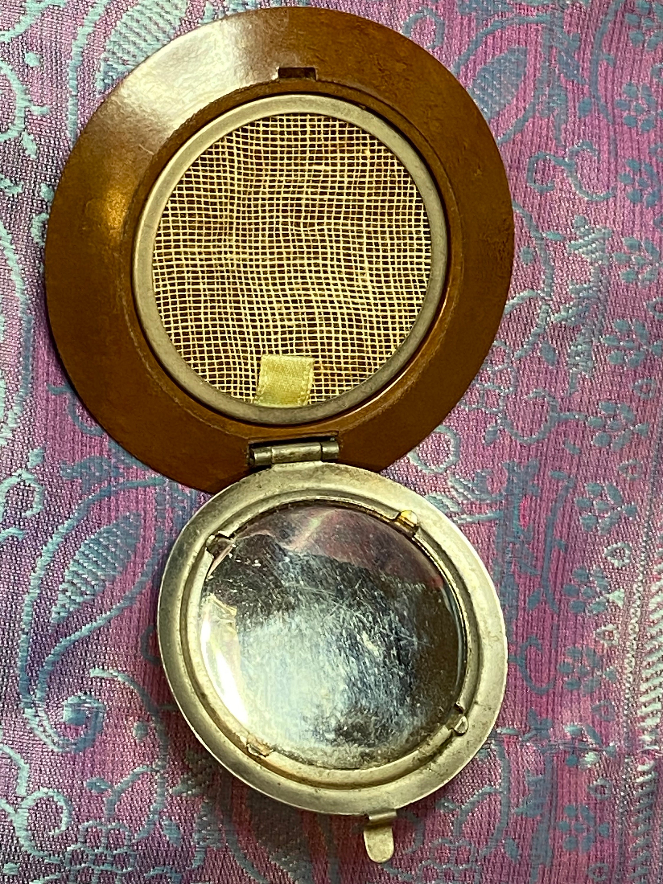 Very Rare 1930s Brown Bakelite Powder Contact With Original Powder ...