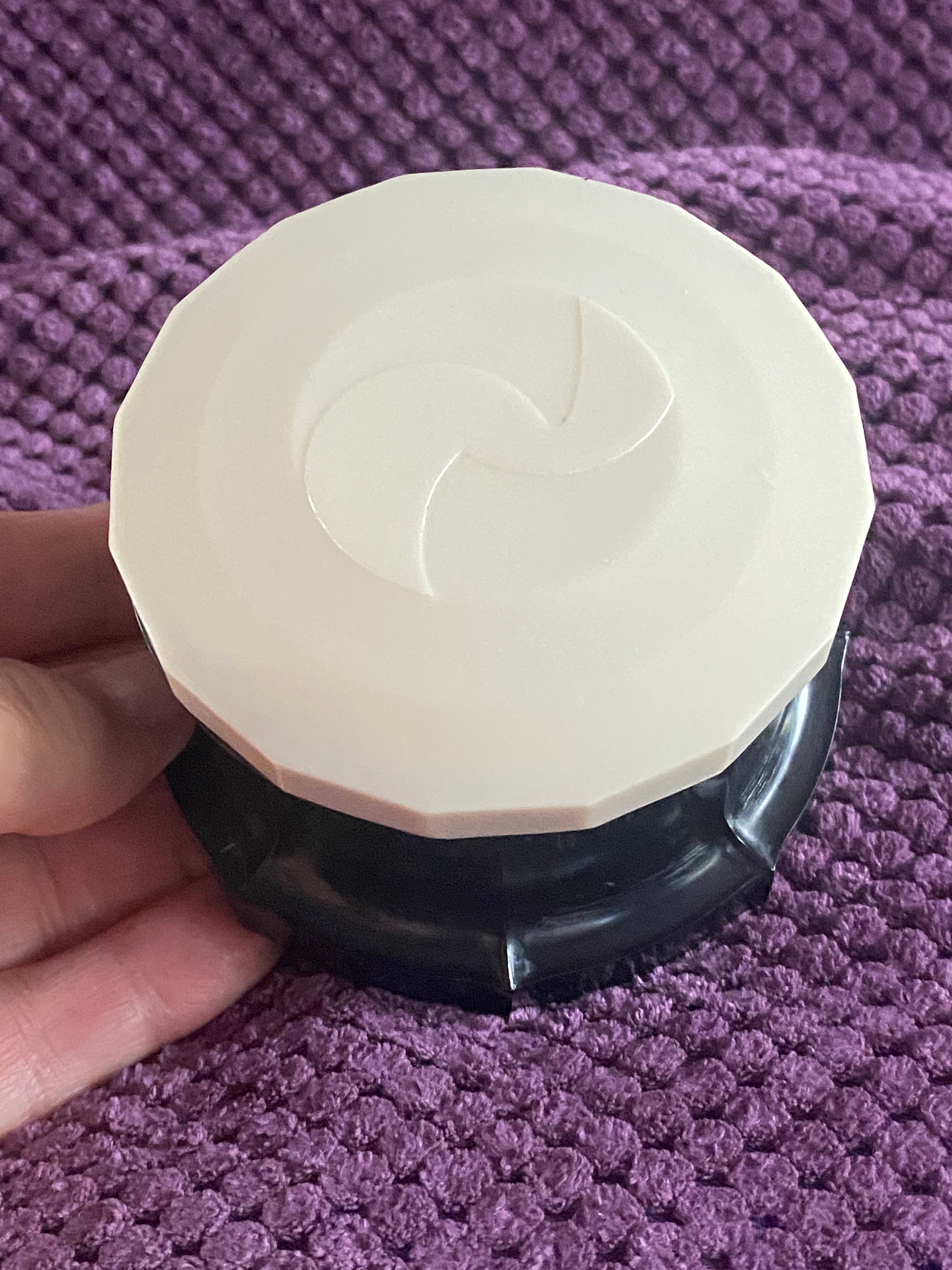 Vintage Art Deco Bakelite Powder Puff Jar Made by Chic-pak - Etsy