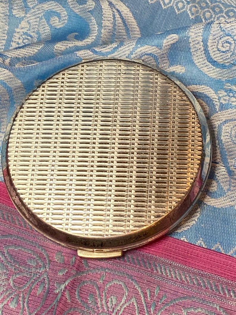Vintaged Believed to Be 1950s Round Silver Plated Stratton Powder ...