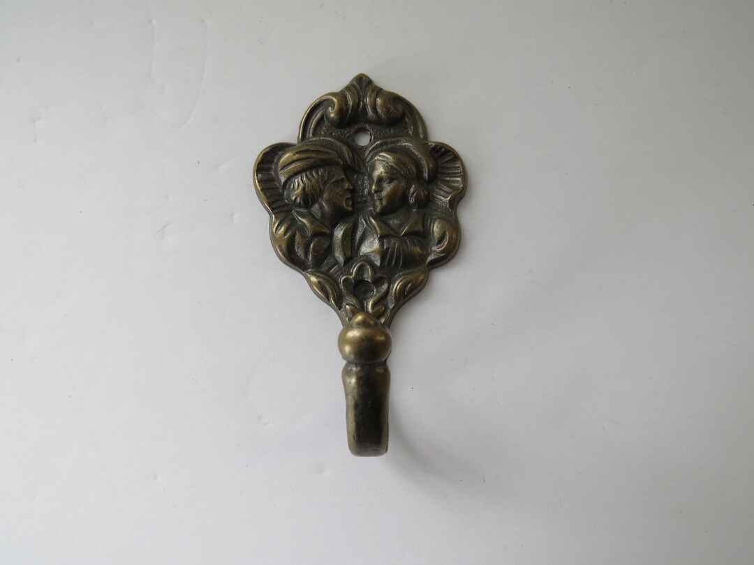 Vintage Metal Wall Hang Hook, Romeo and Juliet, Man and Woman, Medieval ...