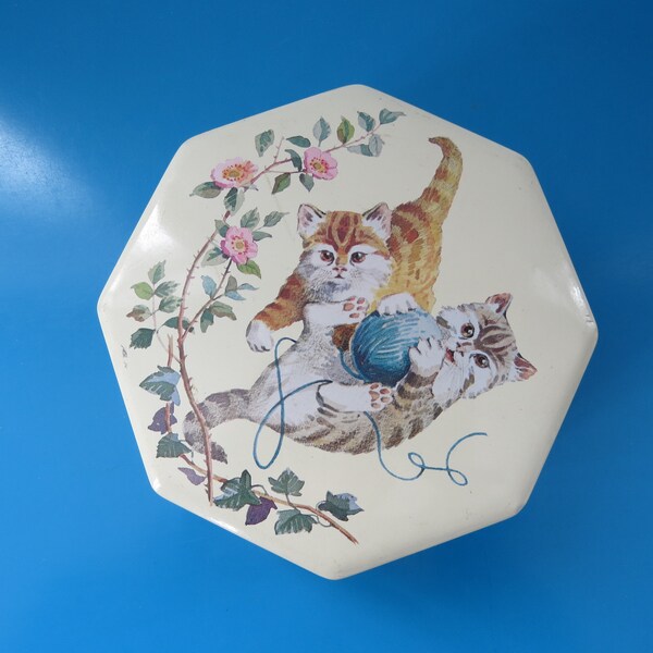 Cat Tin - Etsy