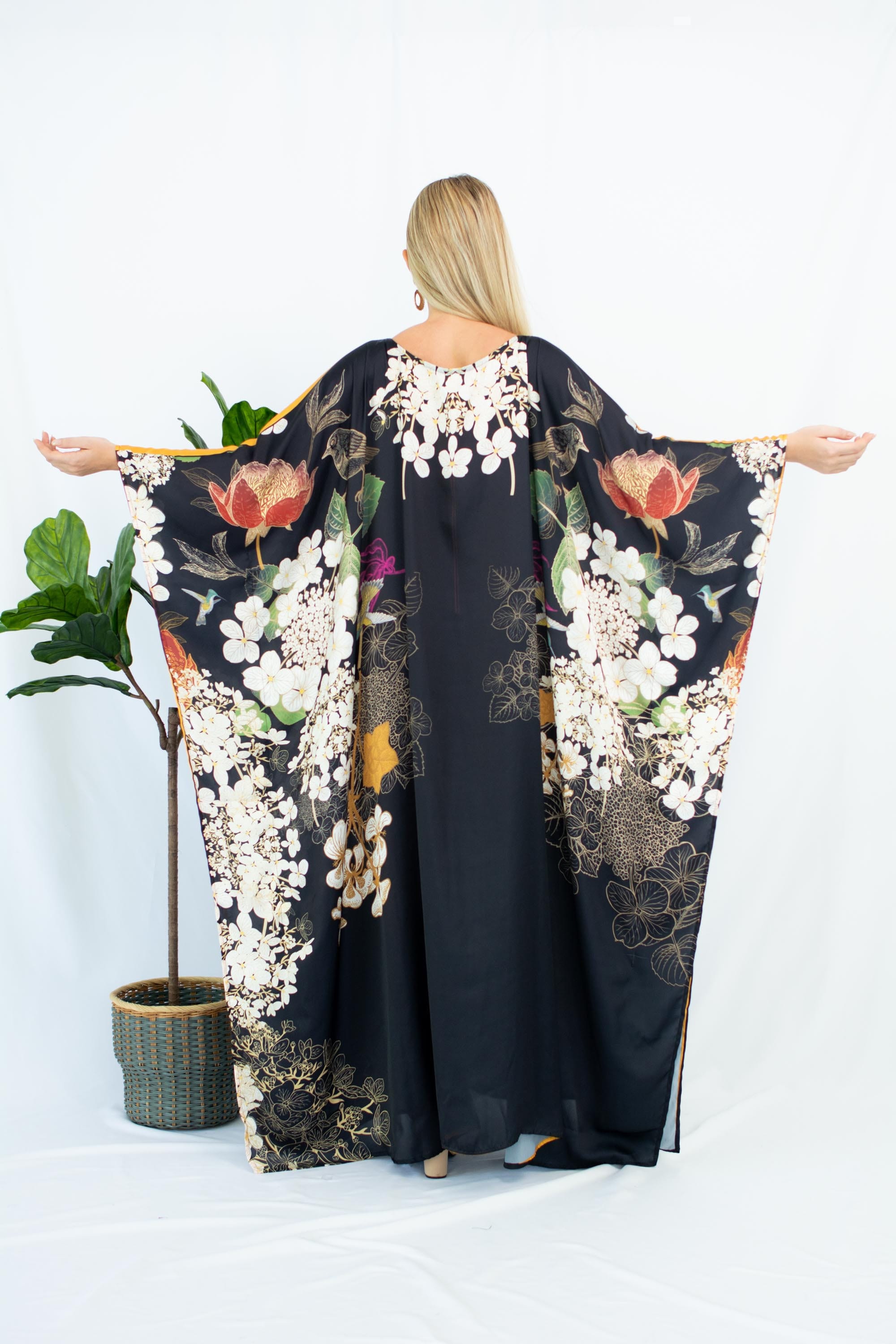 Luxury Kaftan Black and White With Floral Print : Blend Silk Kaftan for ...