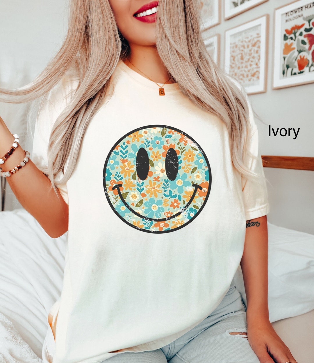 Comfort Colors Vintage Floral Smile Face Shirt Boho Flowers Graphic Tee ...