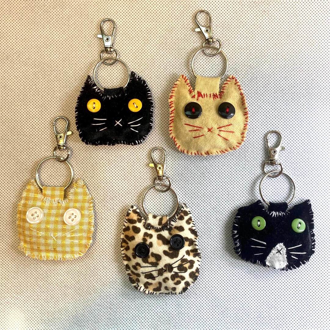 Custom Cat Face Keychain | Handmade From Recycled Fabric - Etsy
