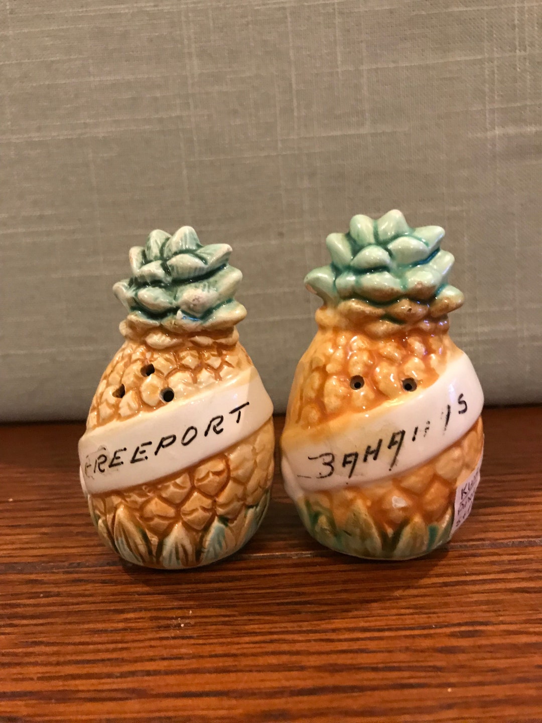 Freeport Bahamas Pineapple Souvenir Salt and Pepper Shakers - Etsy