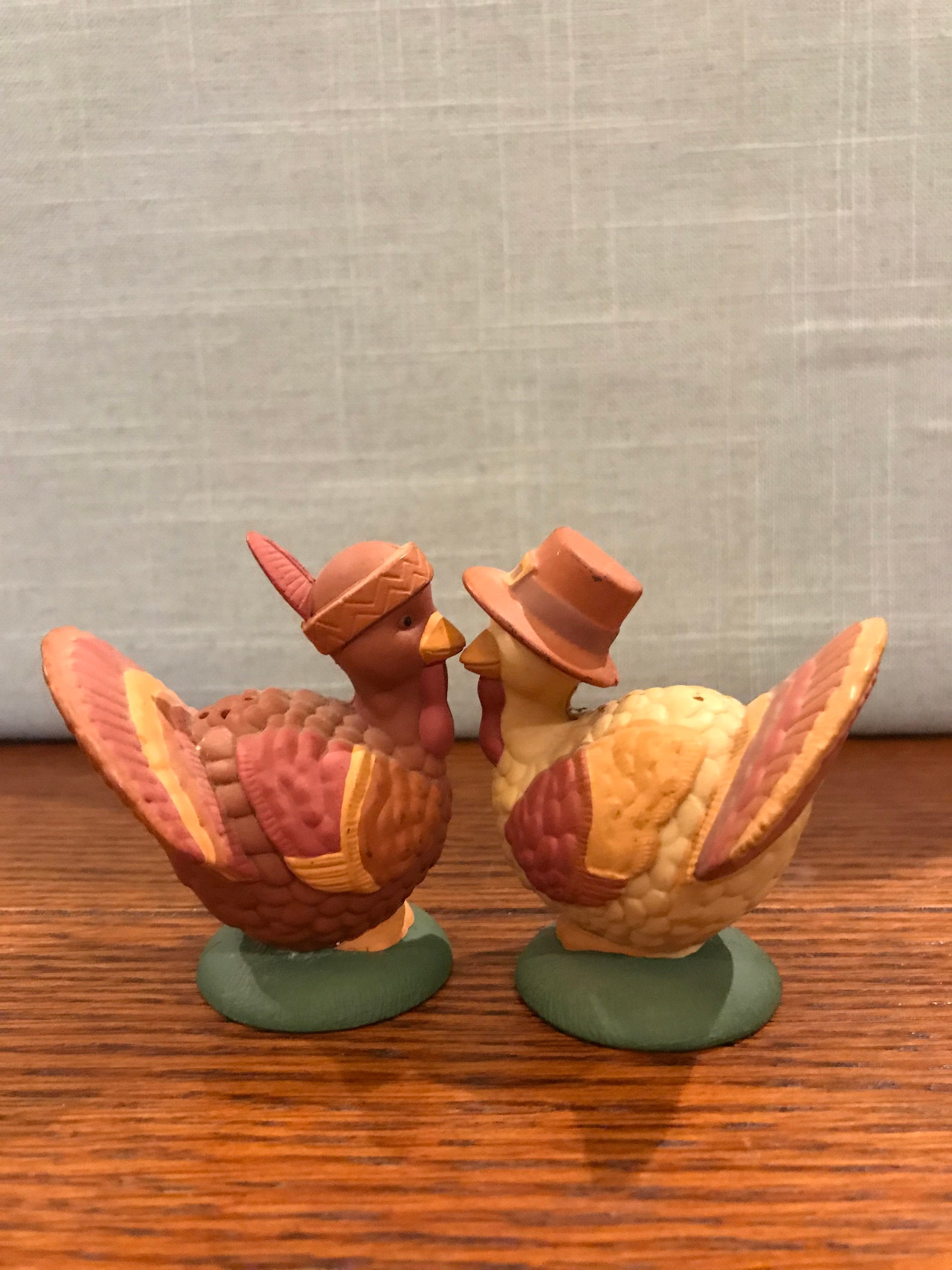 Avon Plastic Pilgrim Turkeys Salt and Pepper Shakers - Etsy