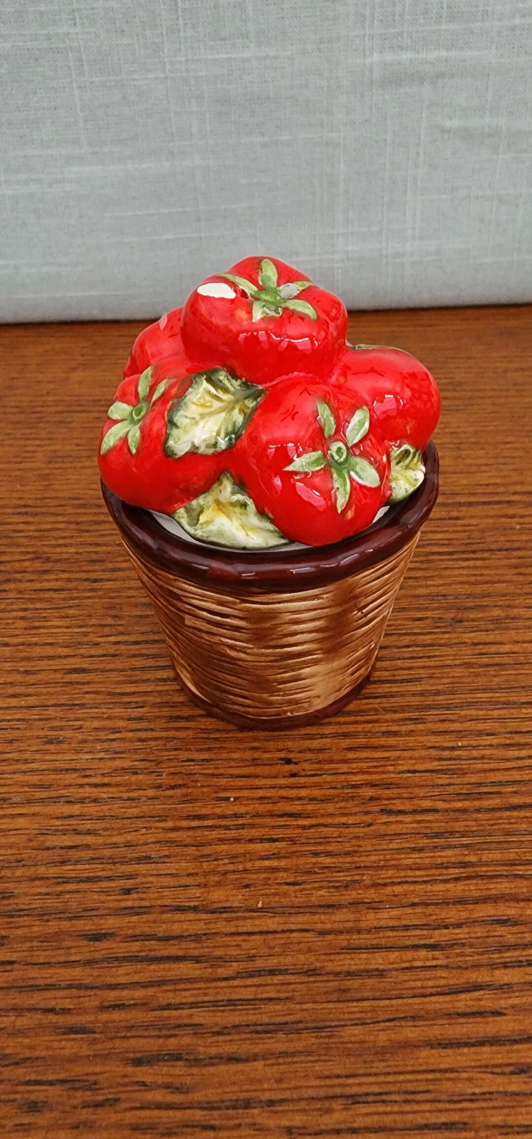 Bushel Basket of Tomatoes Stackable Salt and Pepper Shakers - Etsy