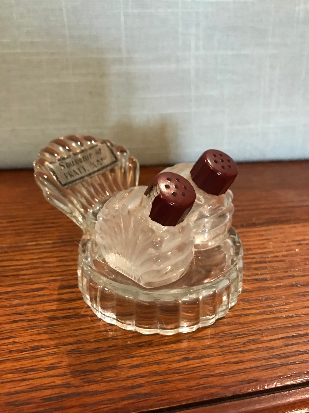 Mini Pressed Glass Art Deco Clam Shells With Brown Bakelite Lids and ...
