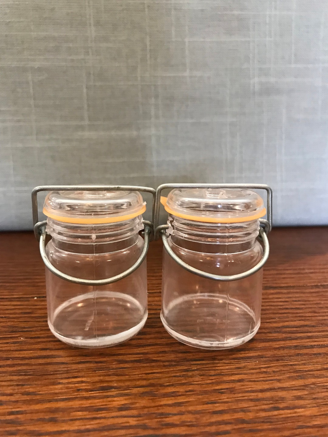 Plastic Mini Mason Jars With Wire Clamp Seal Closures Salt and Pepper ...
