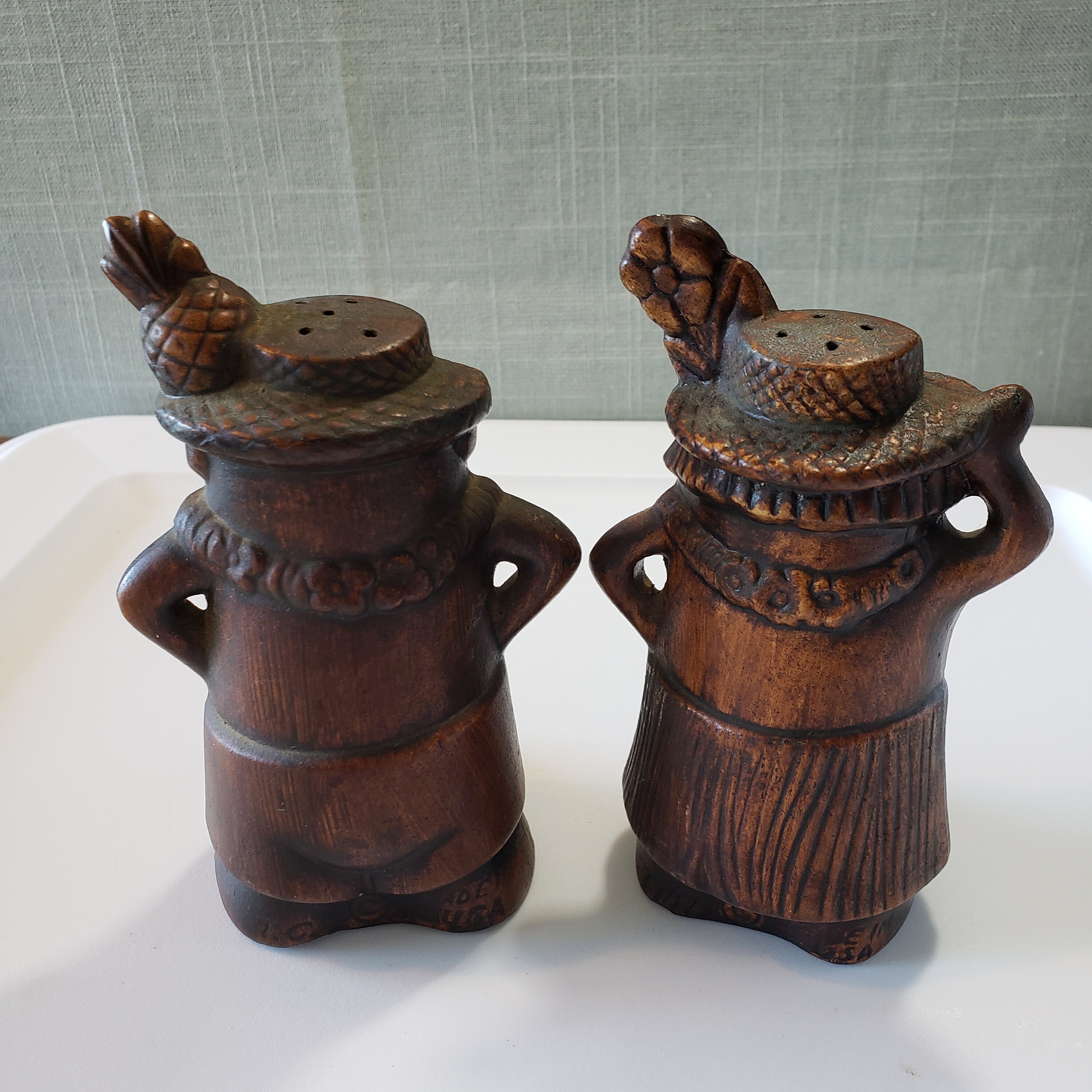 Treasure Craft Hawaii Tourist Couple Salt and Pepper Shakers - Etsy