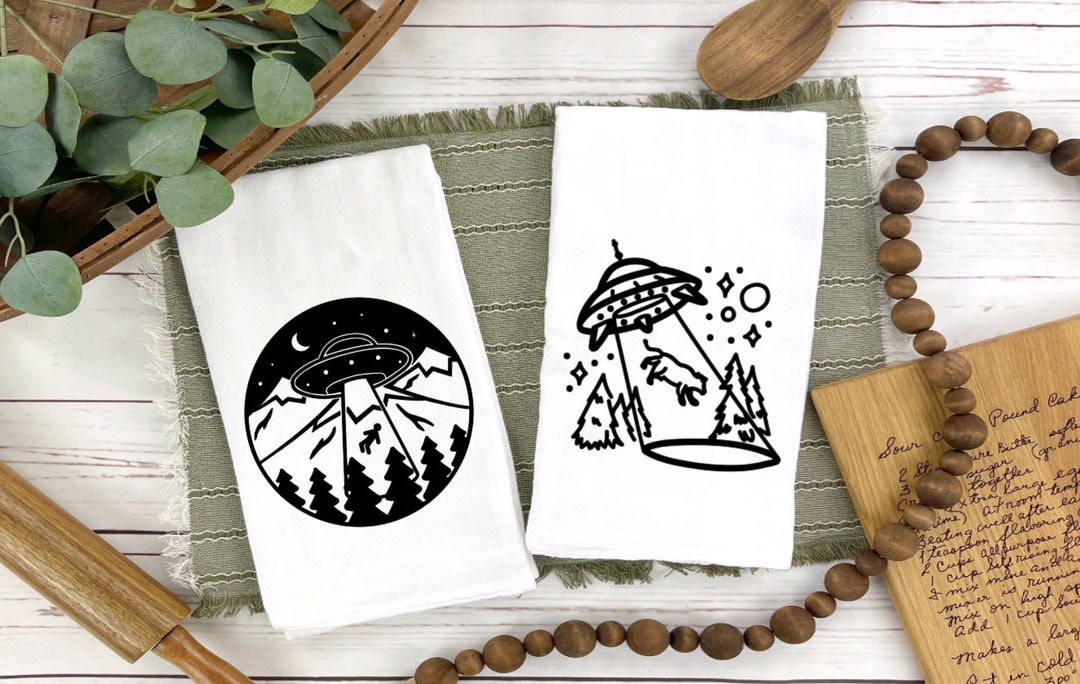 Alien Abduction Tea Towel, Ufo Abduction, Ufo Cow, Alien Gift, Ufo Gift ...
