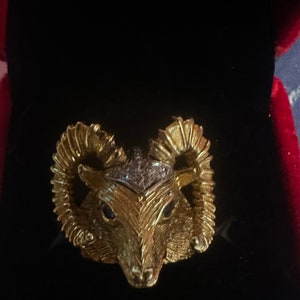 Vintage Gold Ram Ring 18k - Etsy