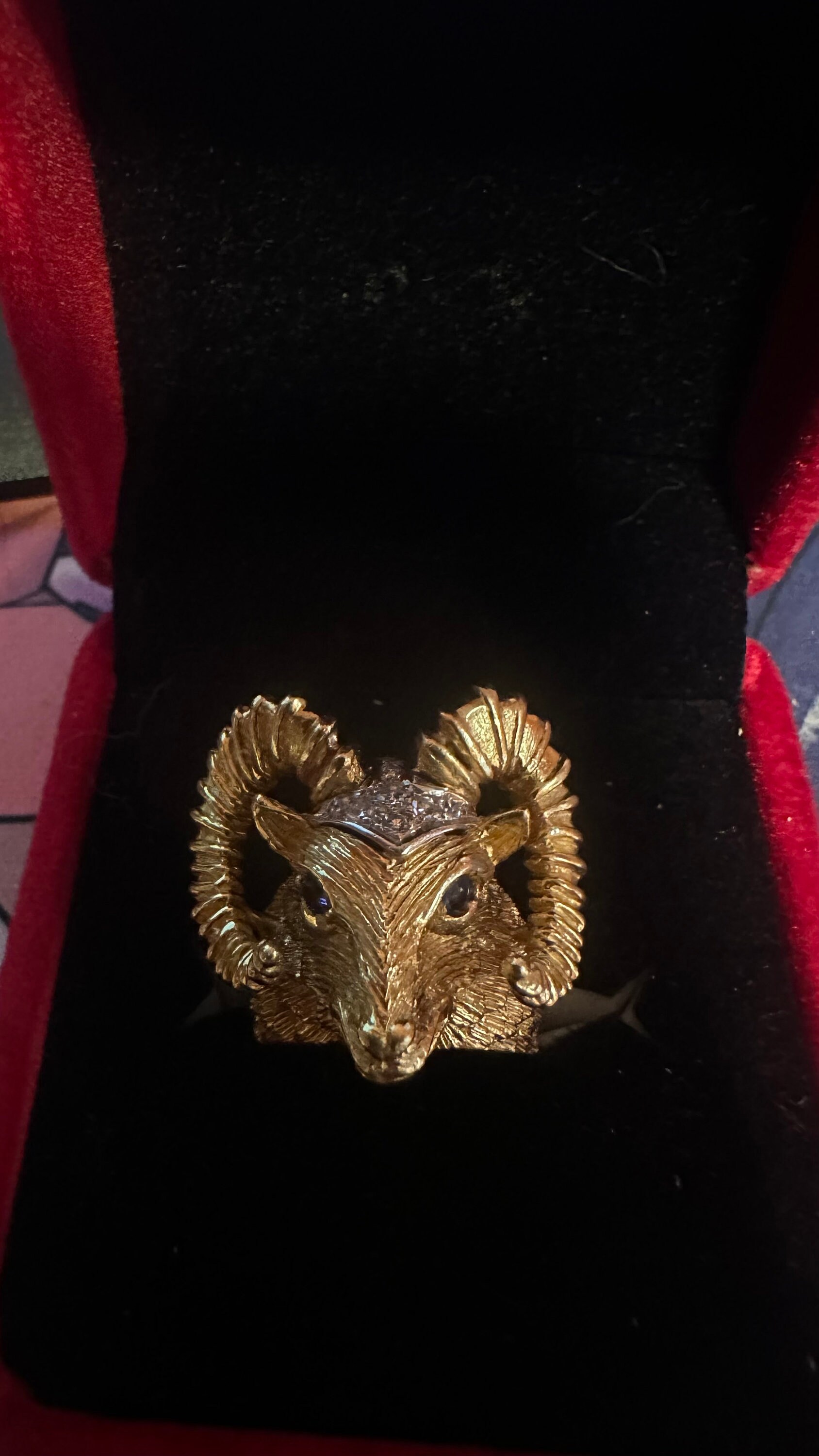 Vintage Gold Ram Ring 18k - Etsy