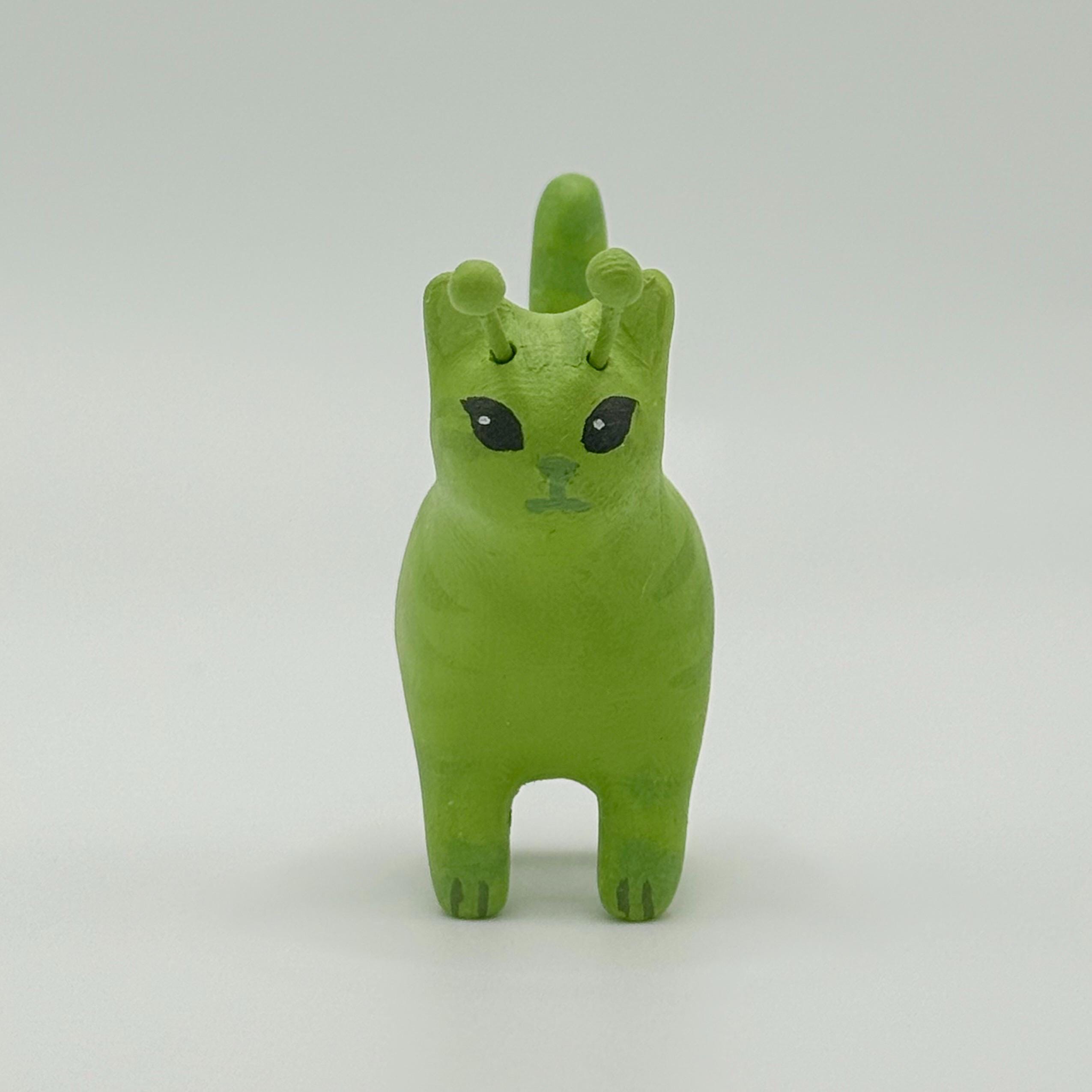 Handmade Alien Cat Figurine | Glorp Cat Miniature | Whimsical Sci-fi ...