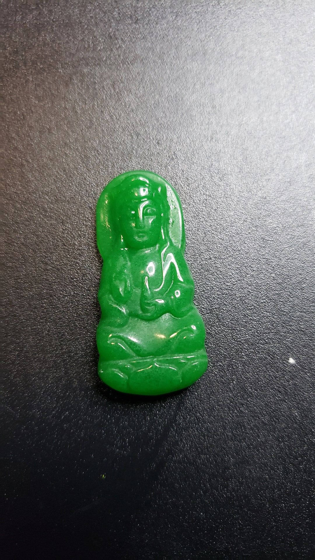 Pocket Sized Jade Green Guan Yin / Guanyin! Beautifully Carved Genuine ...