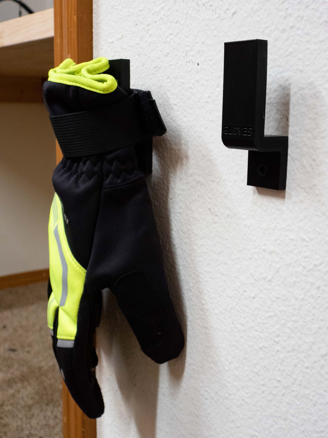 Glove Wall Mounts/hangers screws - Etsy