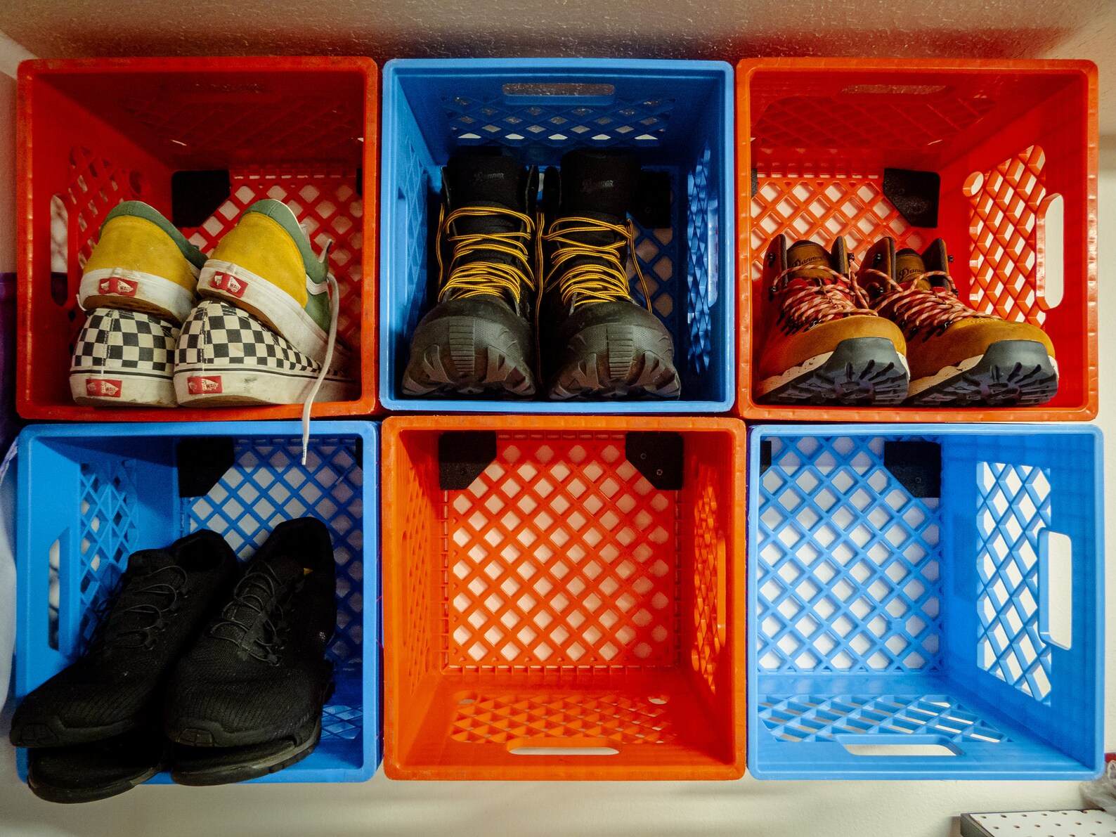 Wall-mounted Milk Crate Shelving Brackets - Etsy