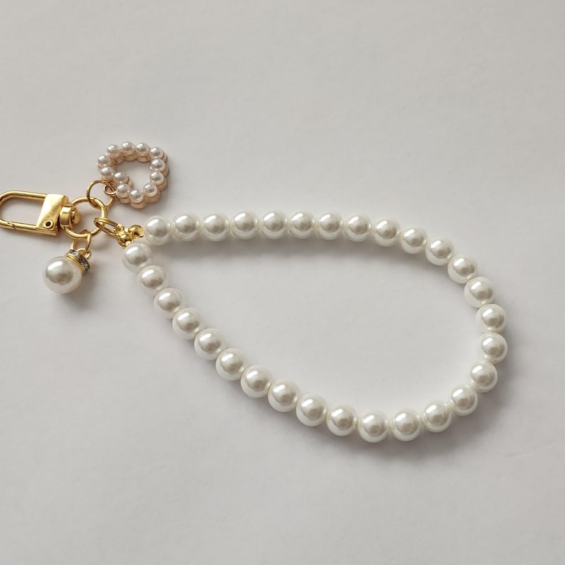 Pearl Key Chain - Etsy