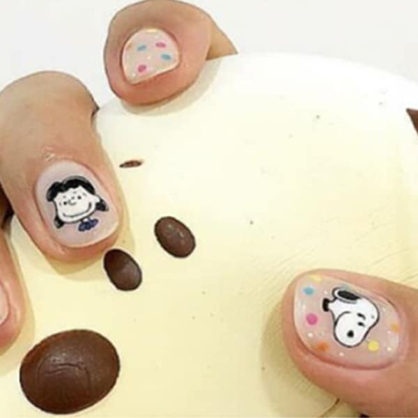 Peanuts Nail Art - Etsy