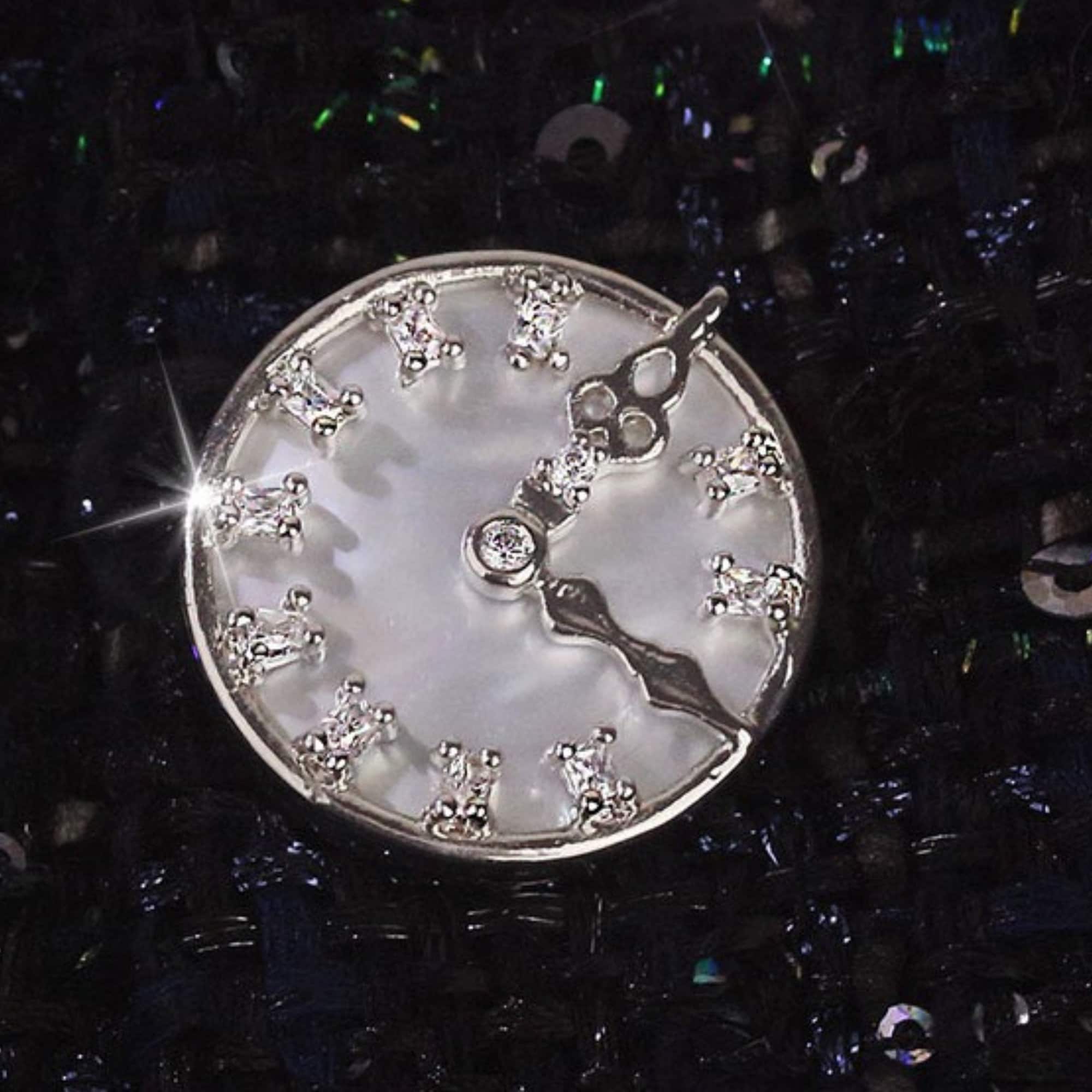 Unique Clock-shaped Rhinestone Buttons Handmade Creative Mother of ...