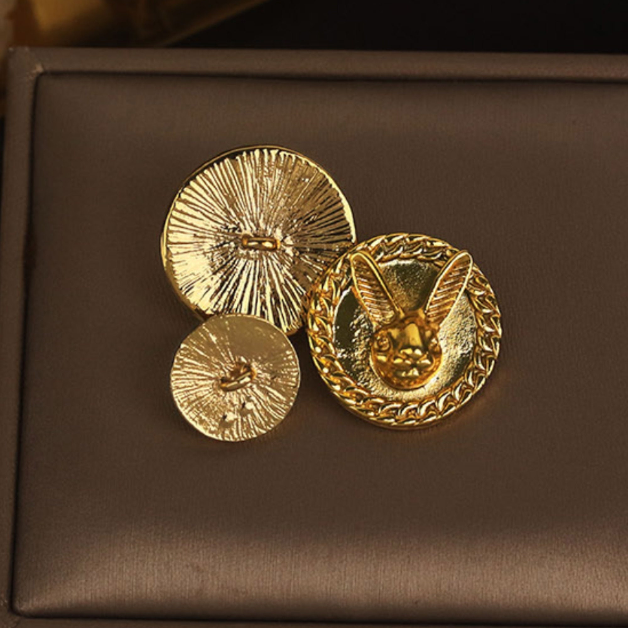 Cute 3D Bunny Buttons Handmade Metal Shank Buttons Easter Decorative ...