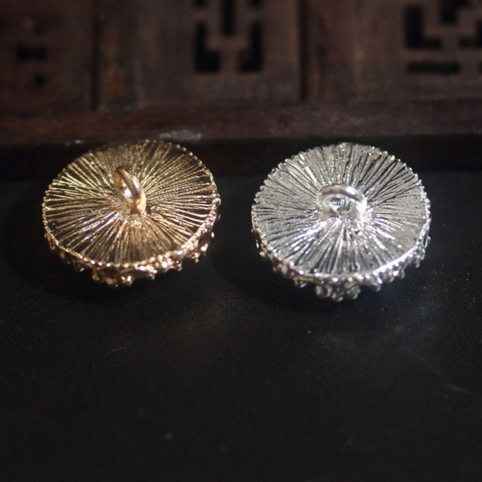 Vintage Lapis Lazuli Metal Buttons Blue Gemstone Buttons Unique ...