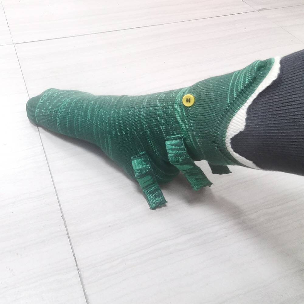 Super Cute Funny Novelty Shark, Crocodile, Chameleon Socks, Feet Socks ...