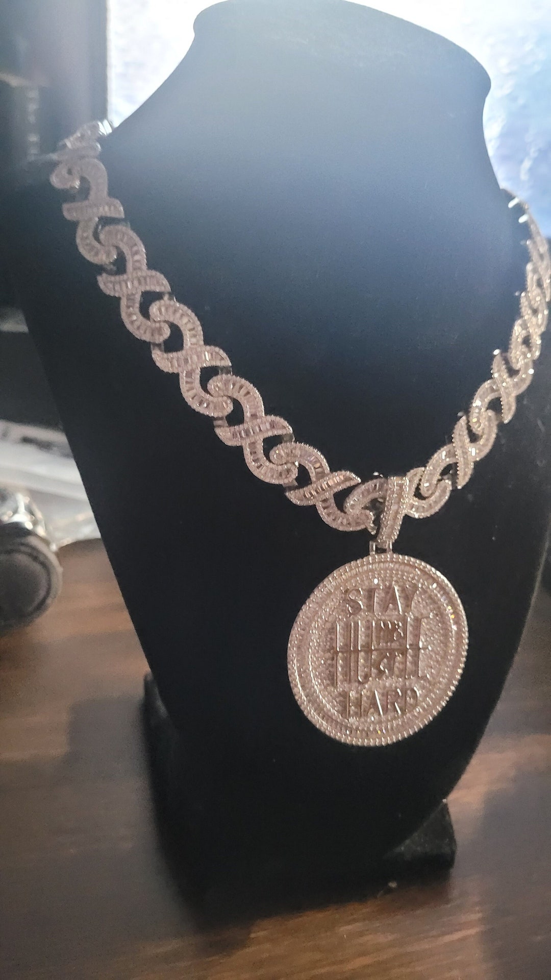 Custom Made VVS Infinity Link 20 in Cuban Chain & Pendant Set - Etsy UK