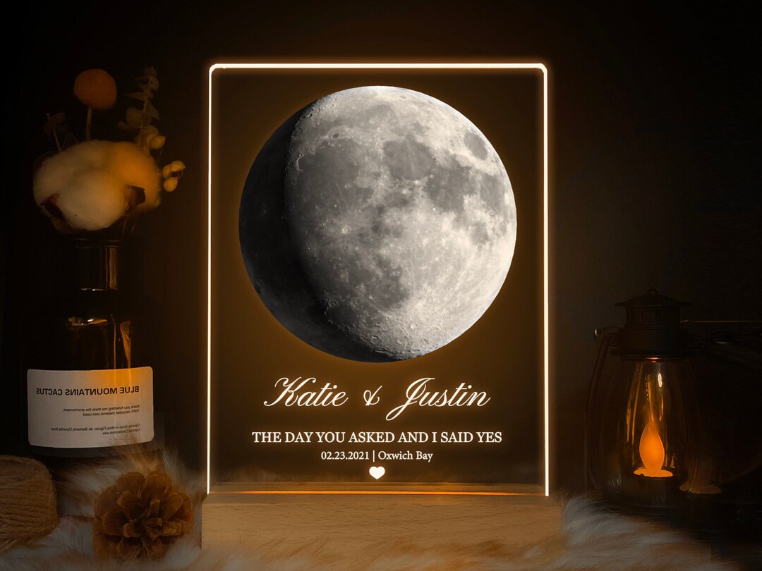 Customisable Moon Phase Light, Anniversary Gift, the Night We Married ...