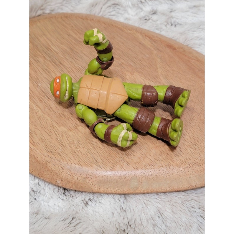 TNMT Teenage Mutant Ninja Turtles Michelangelo 4'' Turtle Figure ...