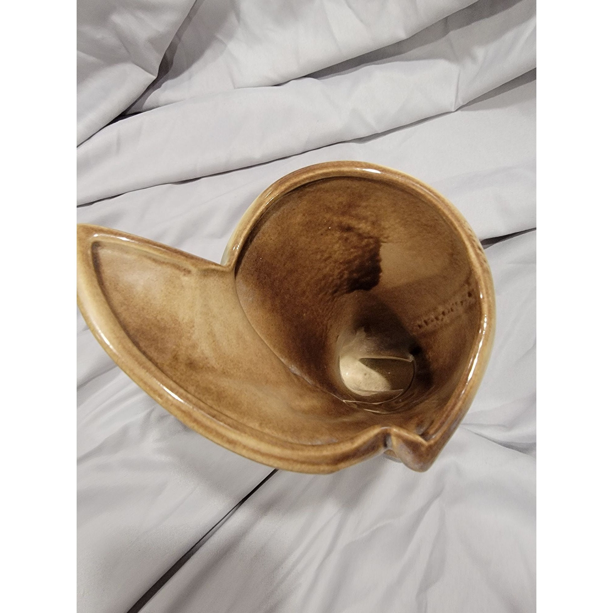 Hull Pottery USA Parchment & Pine Cornucopia Vase - Etsy