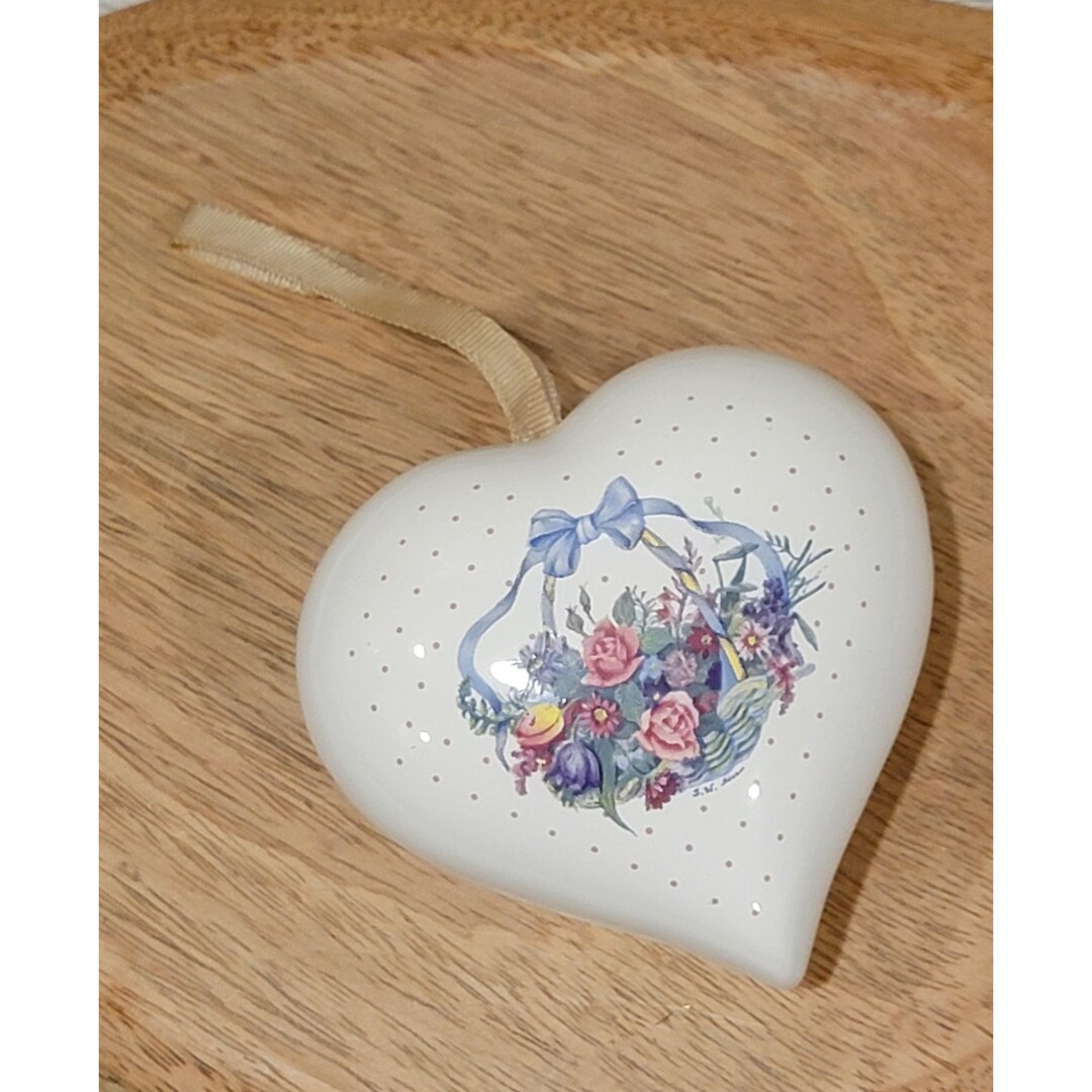 Vintage Porcelain Pomander Ball - Etsy