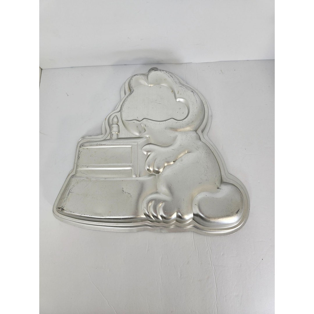 Vintage Wilton Garfield Cake Pan, 1981 - Etsy