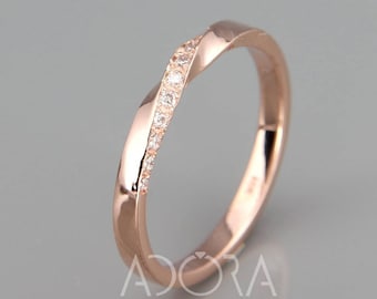 Mobius Gold Wedding Ring - Etsy
