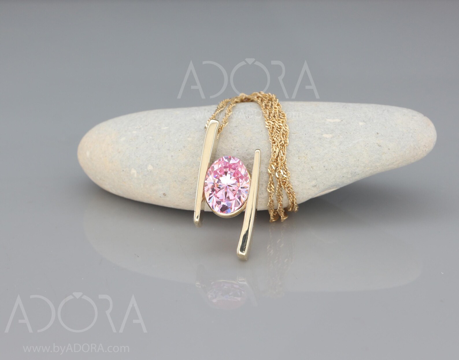 Handmade 14k Gold Split Shank Necklace Set With Oval Pink Moissanite ...