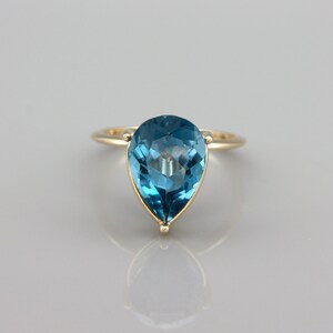14k Gold Pear London Blue Topaz Ring Solid Gold London Blue Topaz ...