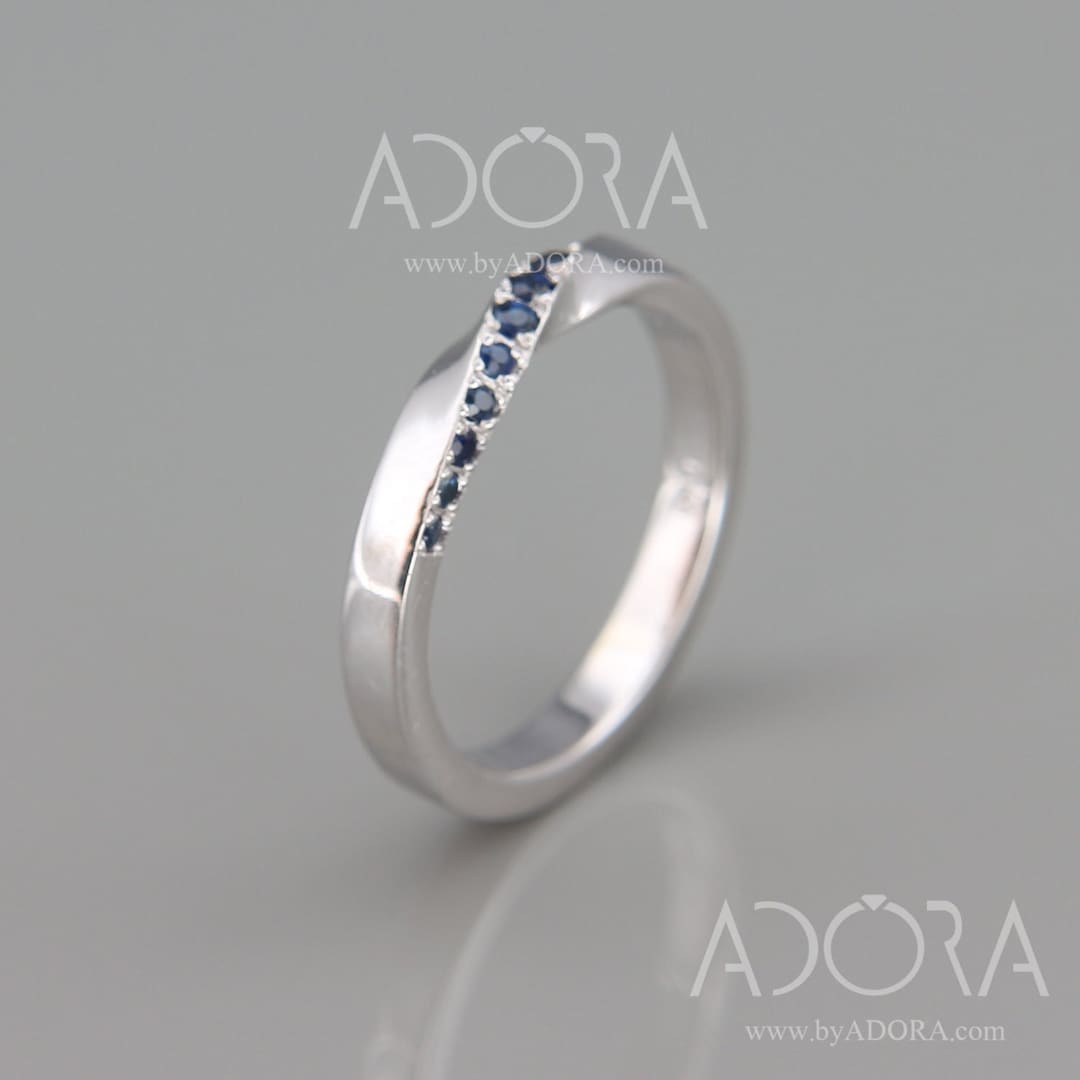 14k White Gold Mobius Ring Set With Blue Sapphire | Blue Sapphire ...