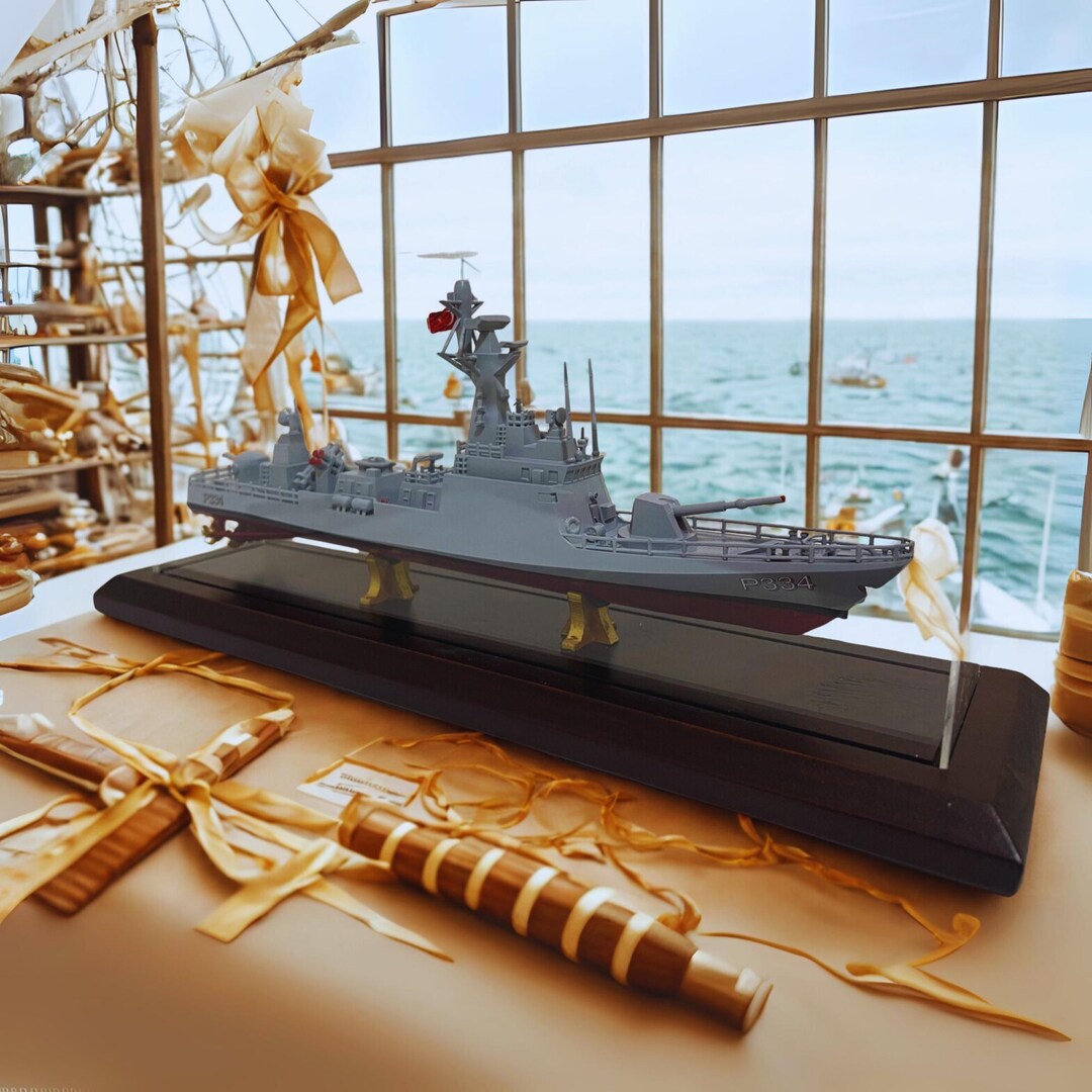 Modern Navy Warship Model – Detailed Military Ship Scale Display - Etsy