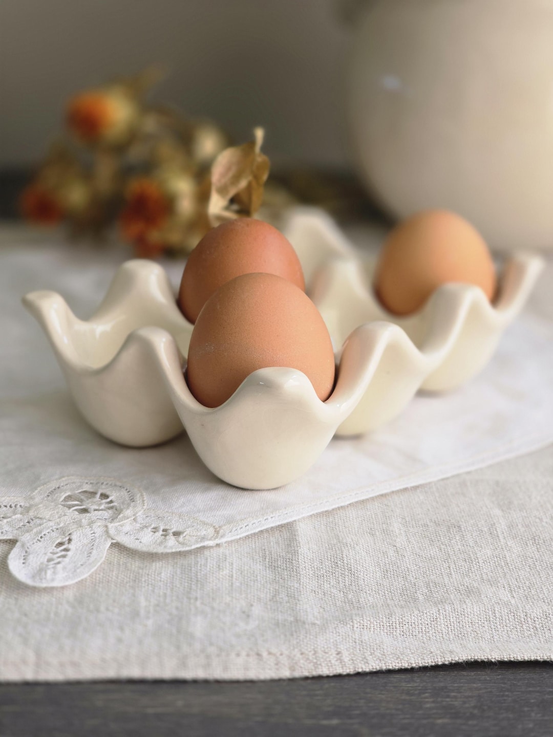 Vintage Ceramic Egg Holder for 6 Eggs. Unique Vintage Ceramic Egg Tray ...