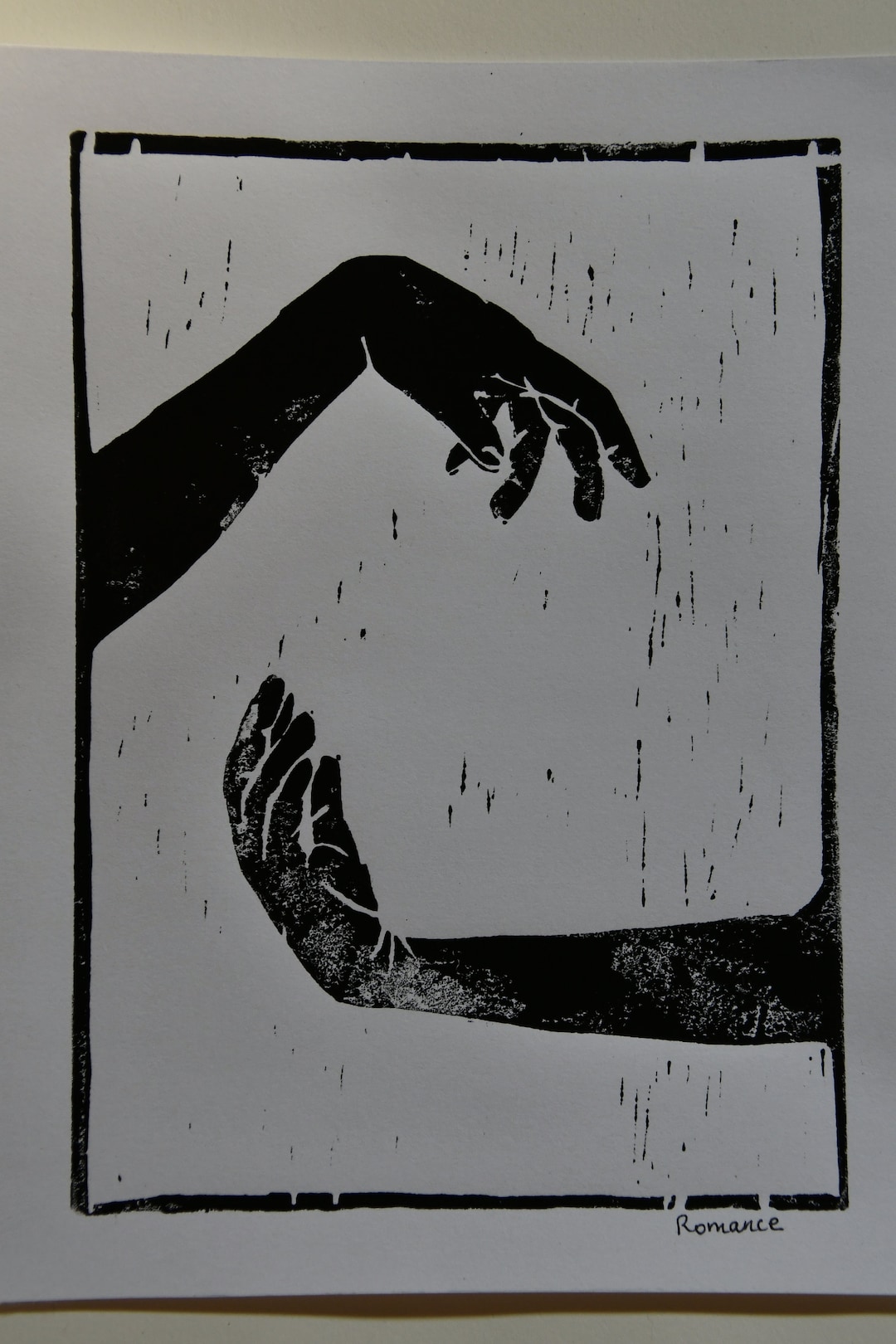 Graphic and Minimalist Linocut "hands" - Etsy