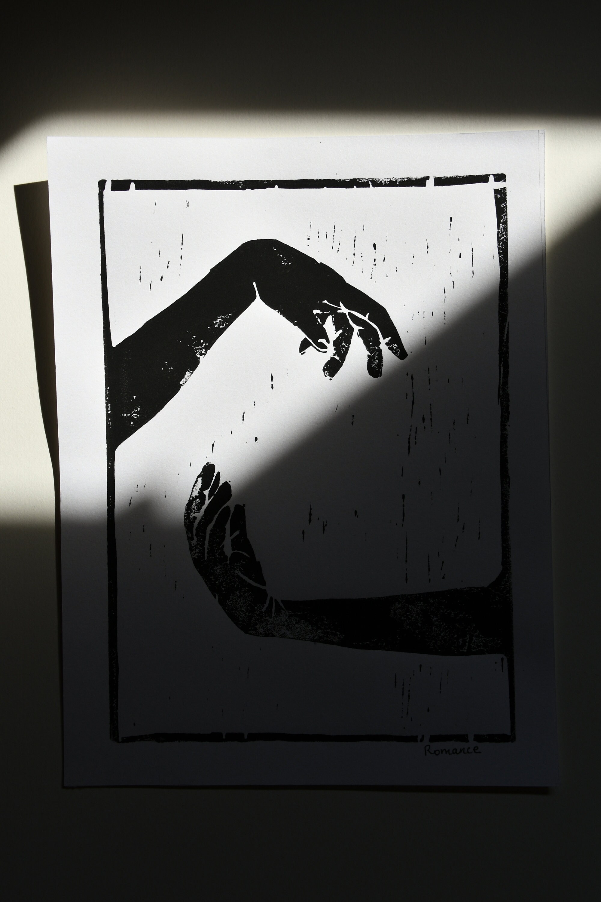 Graphic and Minimalist Linocut "hands" - Etsy