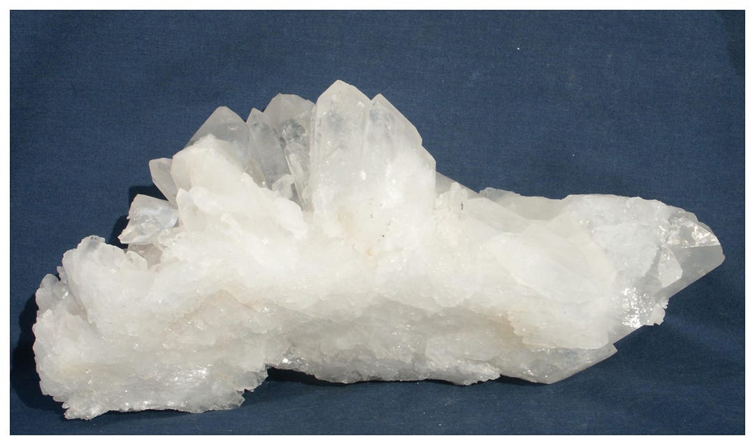 50% OFF – Rare 10" Quartz Crystal Shard, 17.11.8 - Etsy