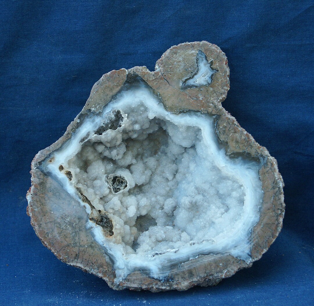 50% OFF Polished Dugway Pass Geode utah, 19.16.1 - Etsy